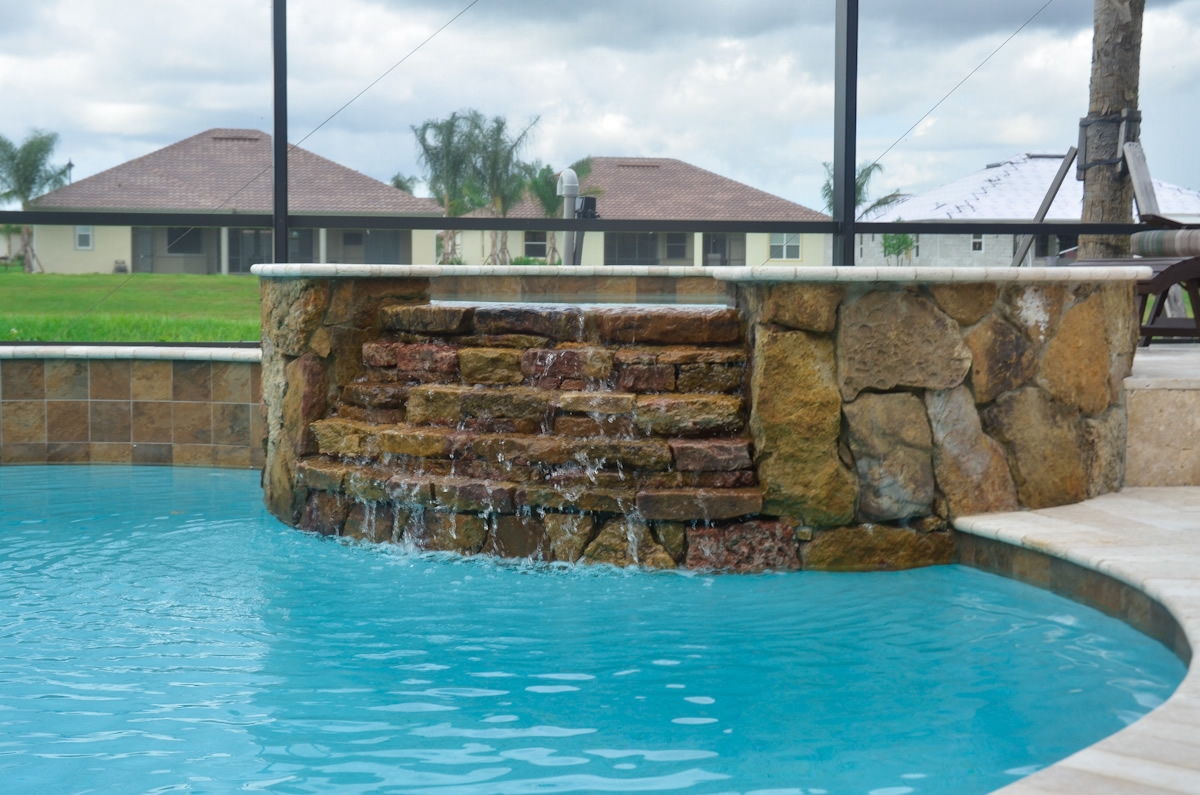 Naples Pool Builders - Suncoast Custom Pools